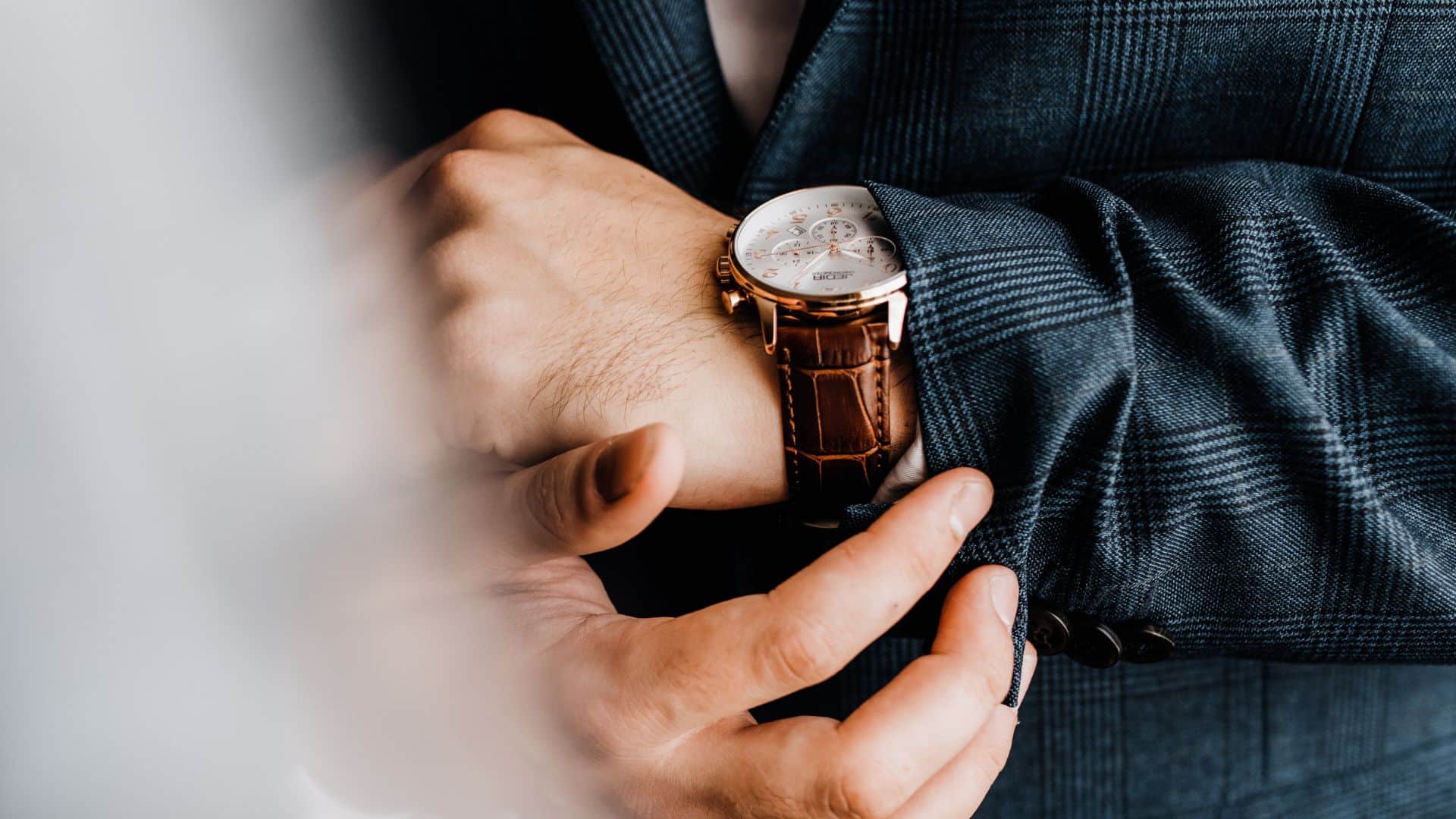 Choisir la montre idéale pour mon homme selon son style